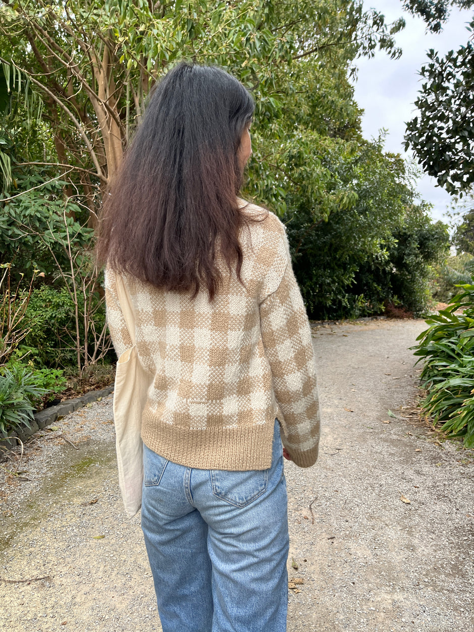 Sweaters – Friday Knits